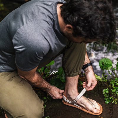 Respire Barefoot Sandals - Stone (Men's) | Bahé